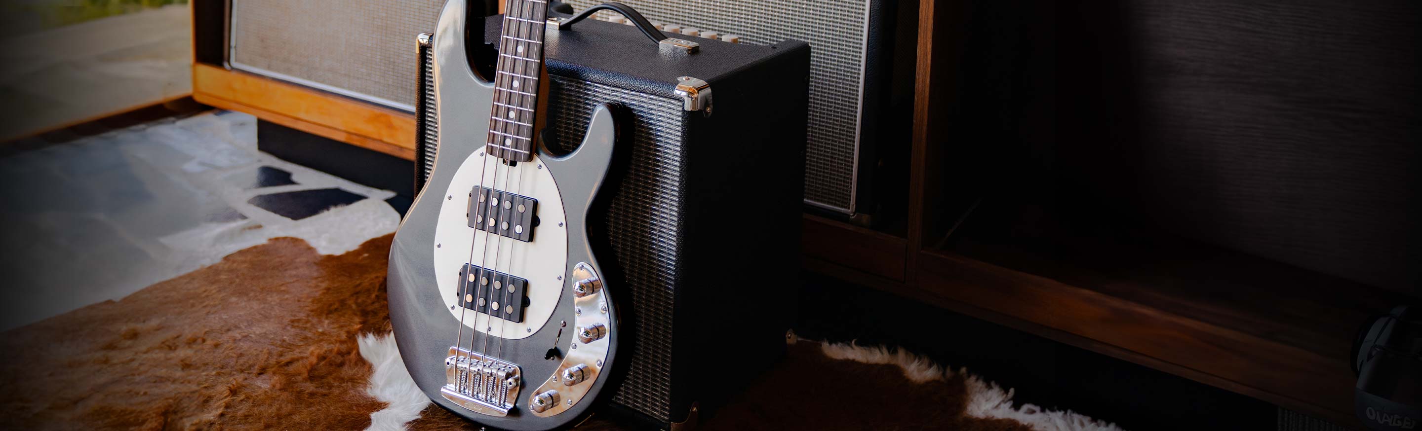 StingRay Ray34 – Sterling by Music Man